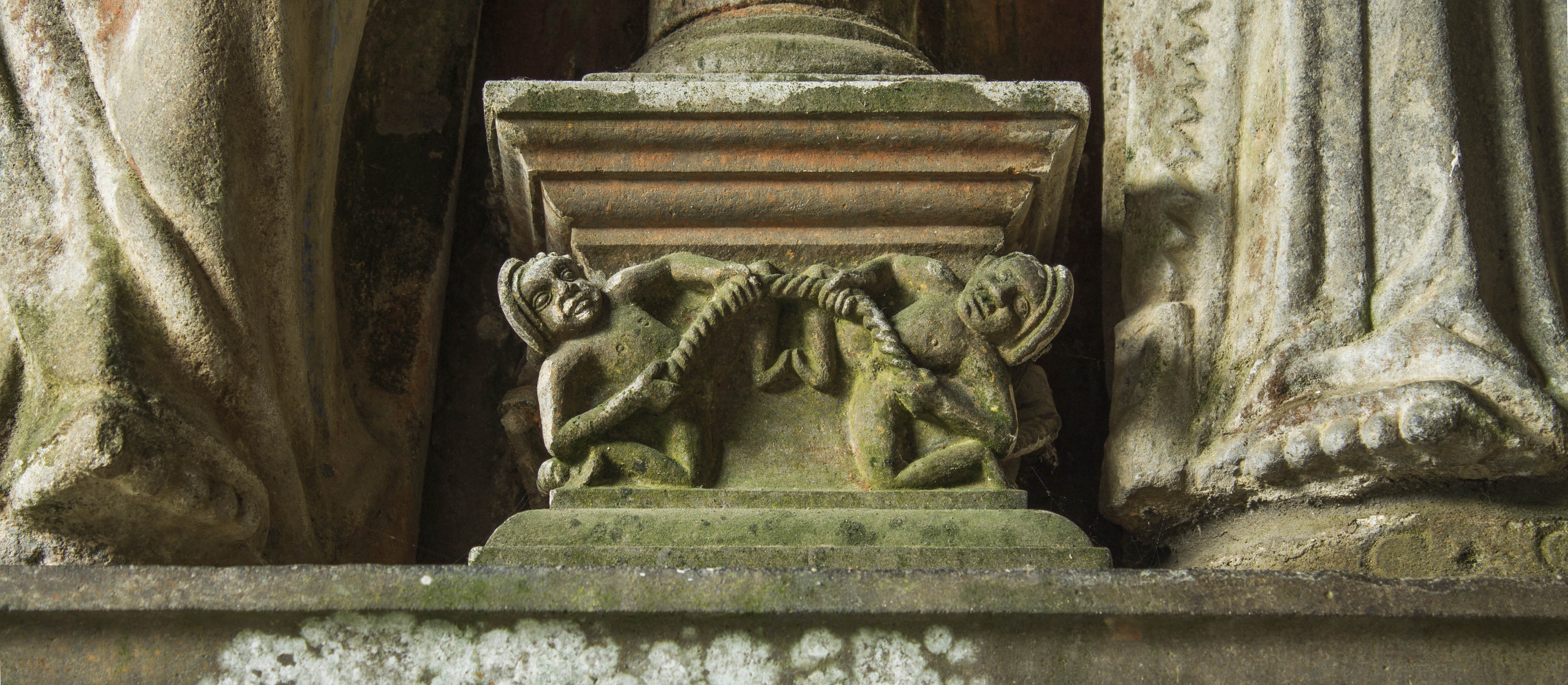 Enclos Paroissiaux Bretons — ORAEDES